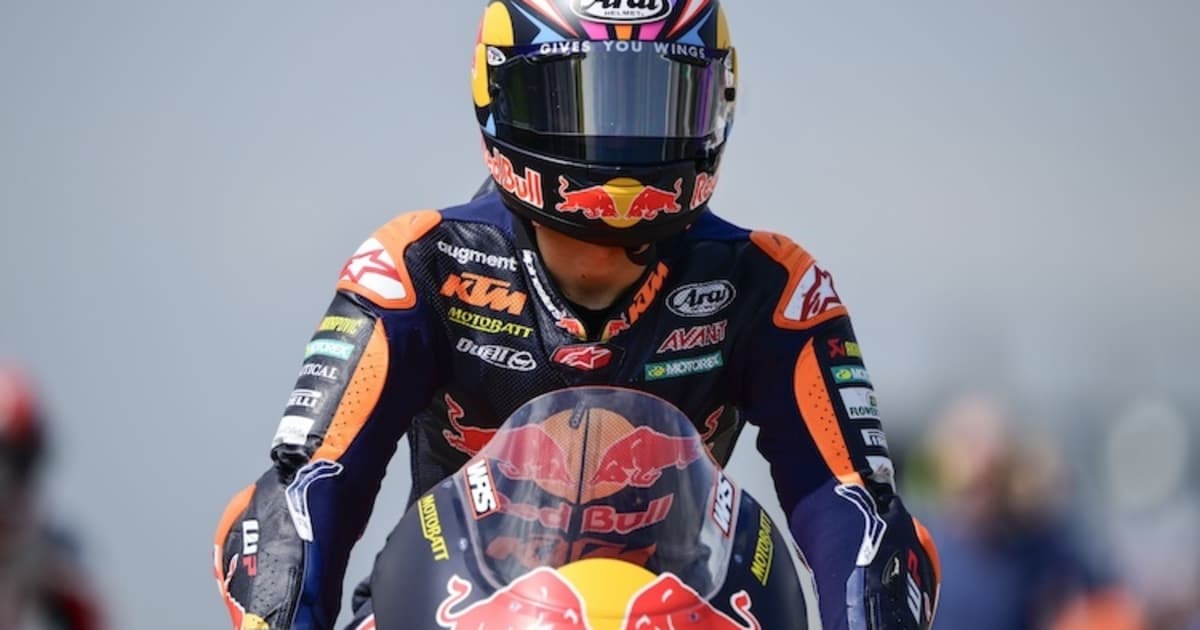 Zeittraining: KTM-Ajo-Team gibt Tempo in Brünn vor - Moto3 - SPEEDWEEK.com