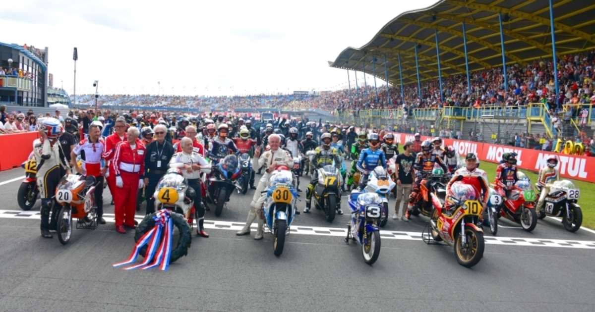100 Jahre Dutch TT in Assen mit Parade gefeiert - MotoGP - SPEEDWEEK.com