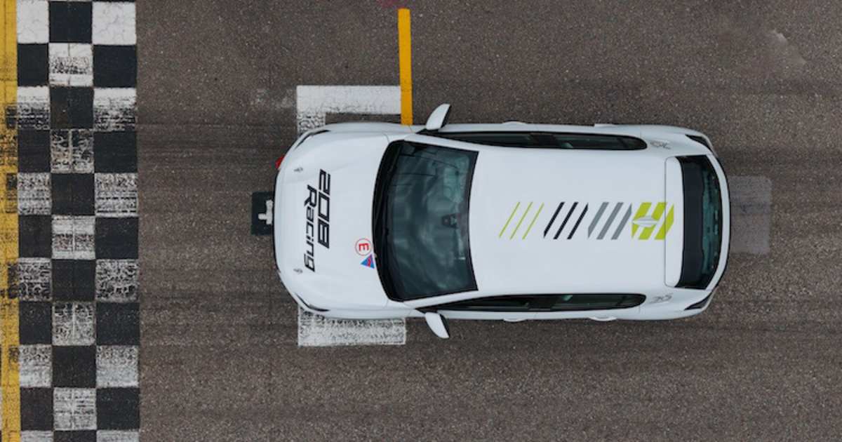 Perfekt für Einsteiger: Neuer Peugeot 208 Racing TC6 - Produkte ...