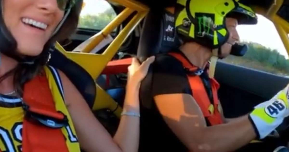 Wunderschne Valentino Rossi Freundin Fotos