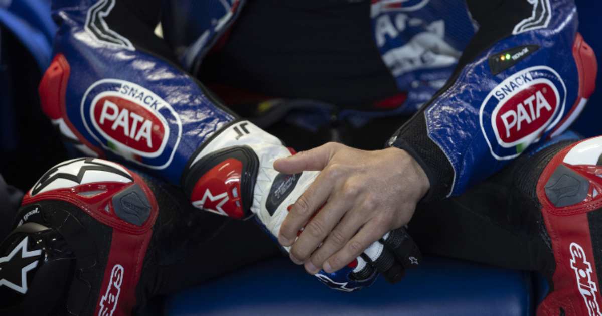 Vier Wochen Ruhe: Johnny Rea pfeift auf Rat der Ärzte - Superbike WM ...