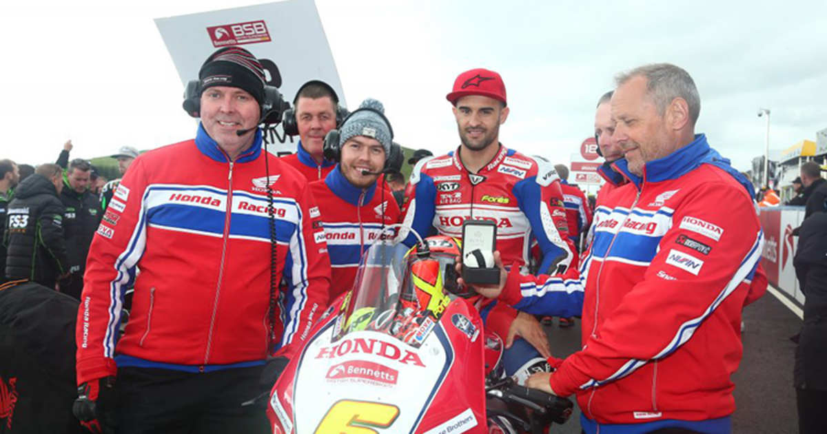 Javier Fores über das Versagen von Honda und Bautista - Superbike WM ...