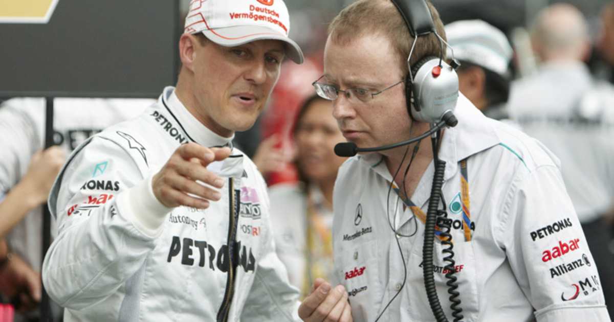 Schumi-Fans brauchen viel Geduld - Formel 1 - SPEEDWEEK.com